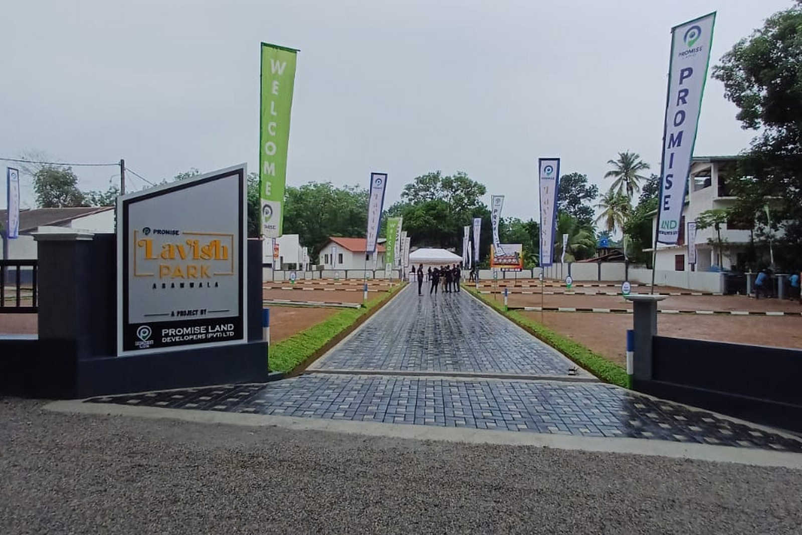 PROMISE LAVISH PARK - ARAWWALA - Promise Land Developers (Pvt) Ltd